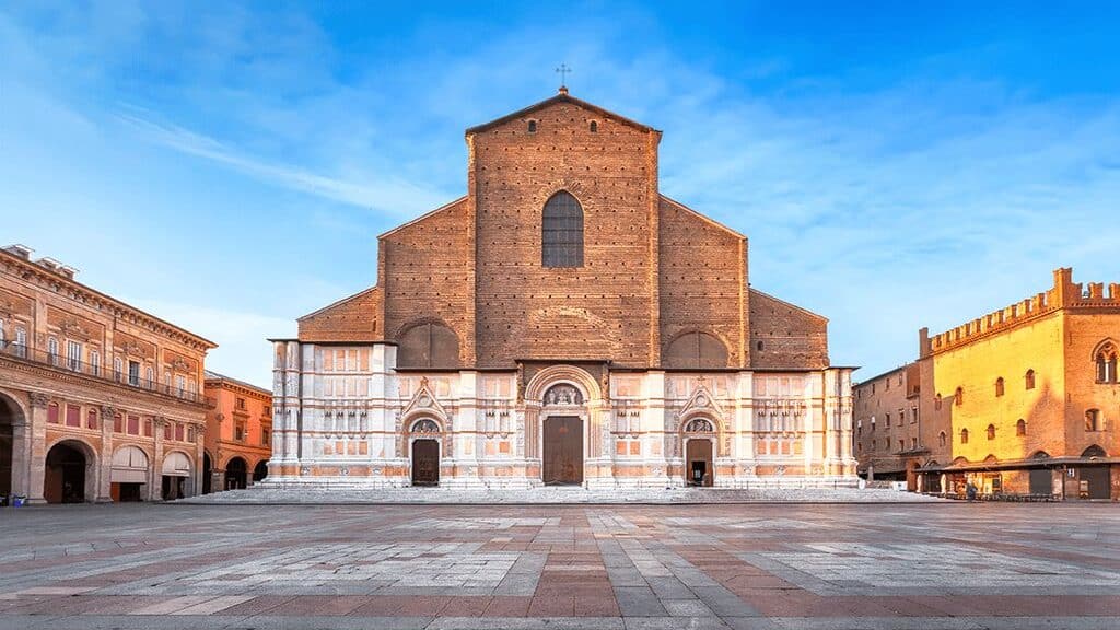 San Petronio: perchè la facciata non è stata conclusa? - Radiabo