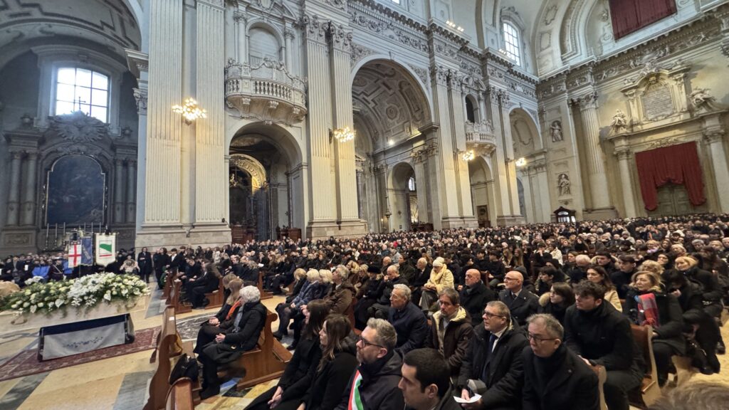 Il funerale di Giovanni Tamburi: le parole e i silenzi degli amici